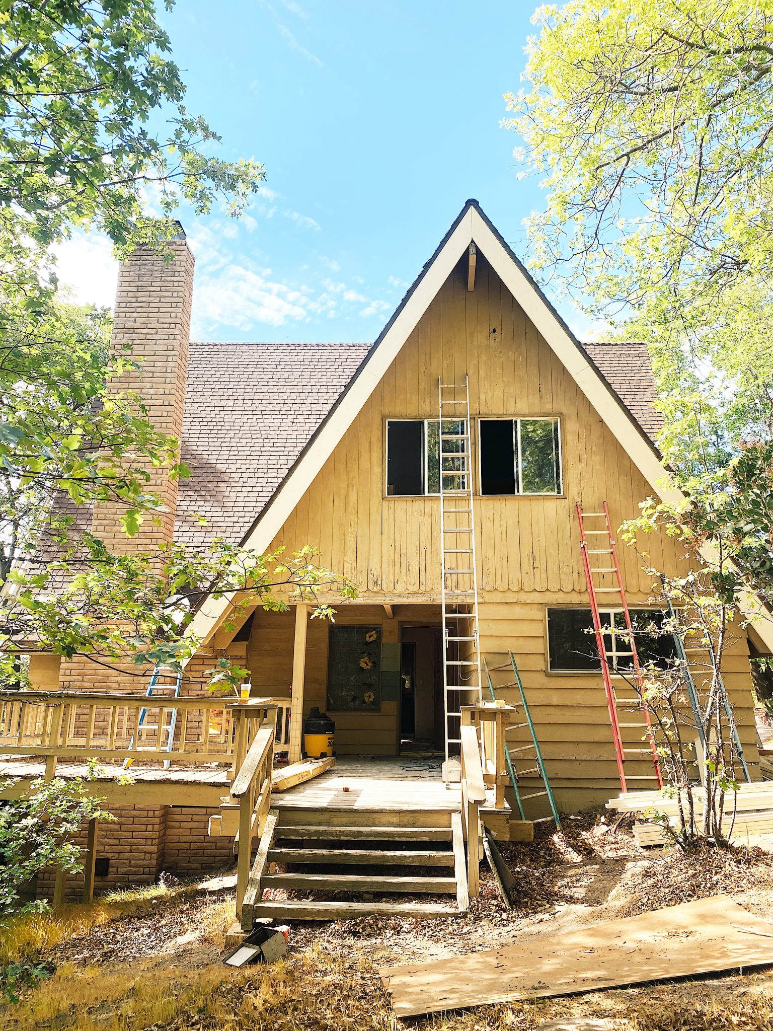 Lake Arrowhead Cabin Paint Colors (Interior and Exterior) - Make, nest ...