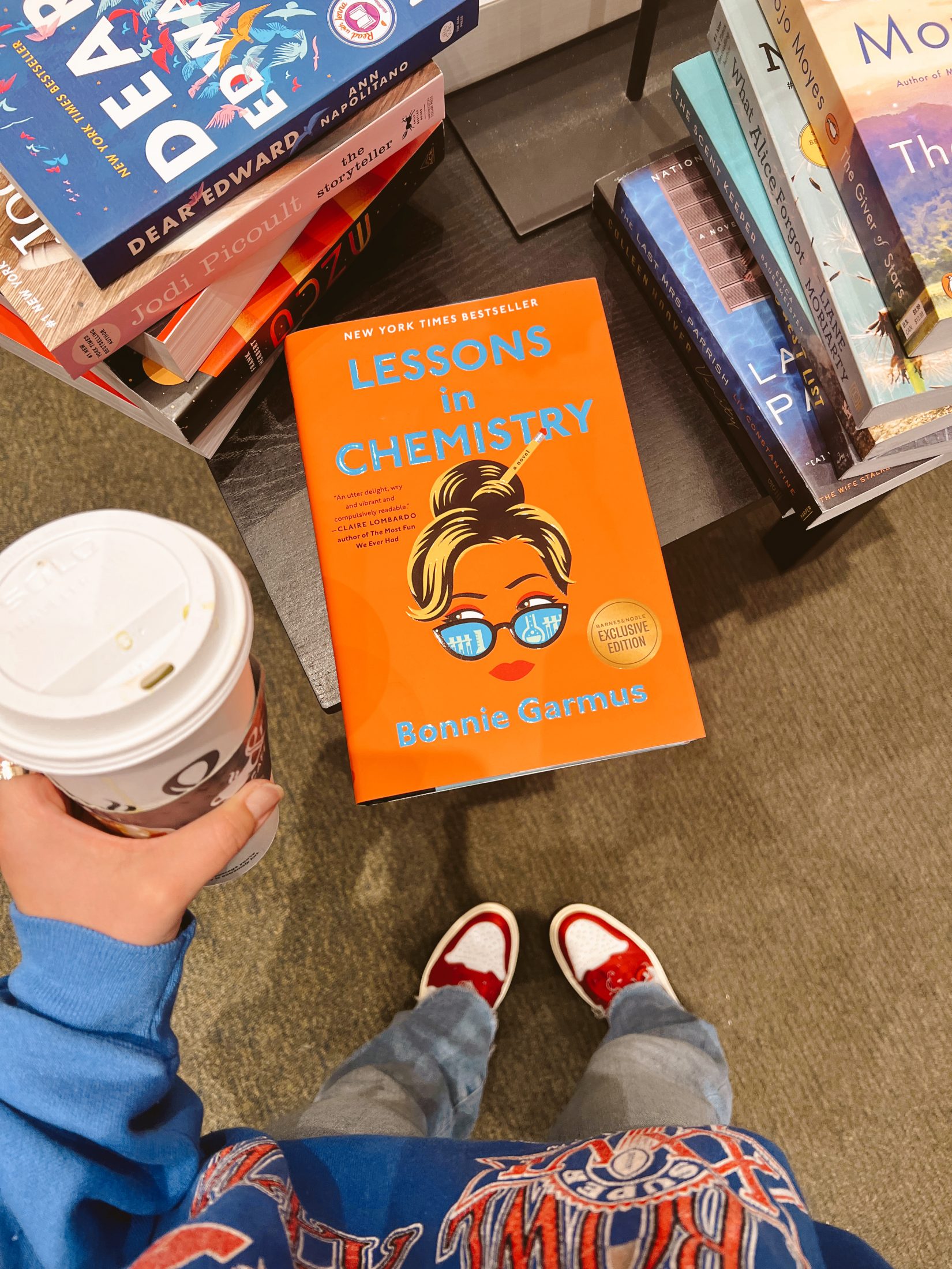 Lessons In Chemistry: My Book Review (no spoilers) - Books - Little ...